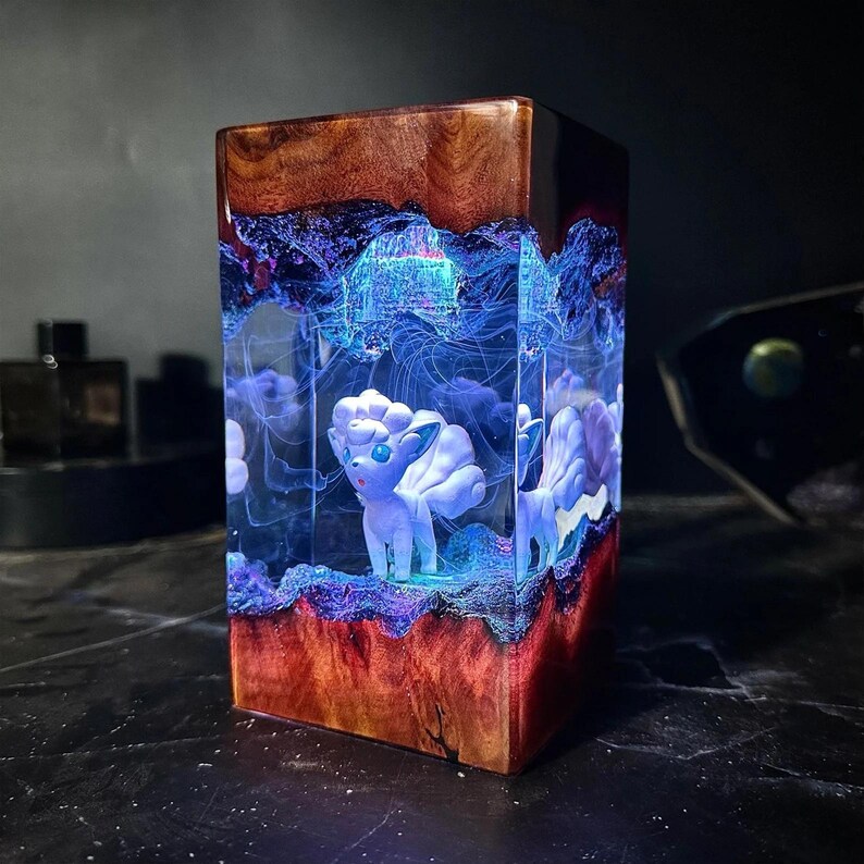 Alolan Vulpix Pokémon Resin Lamp Anime Resin Lamp, Custom Resin Night ...