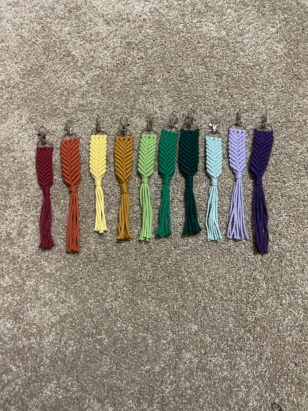 Fishtail Macrame Keychain // Macrame Keychain - Etsy