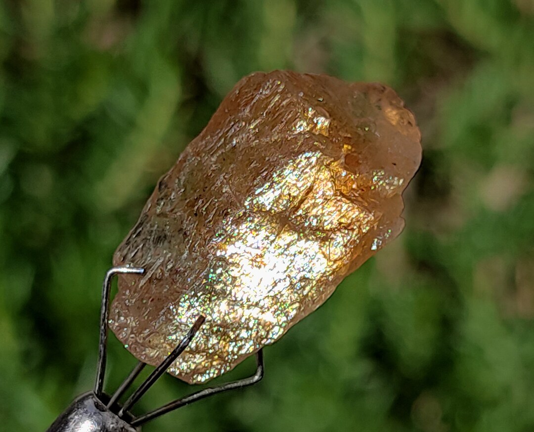 Raw Sunstone Crystal - Confetti Raw Sunstone - Metaphysical Crystal ...