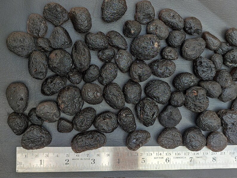 SAFFORDITE, Cintamani Stone - Obsidian, Tektite, Raw Crystals ...