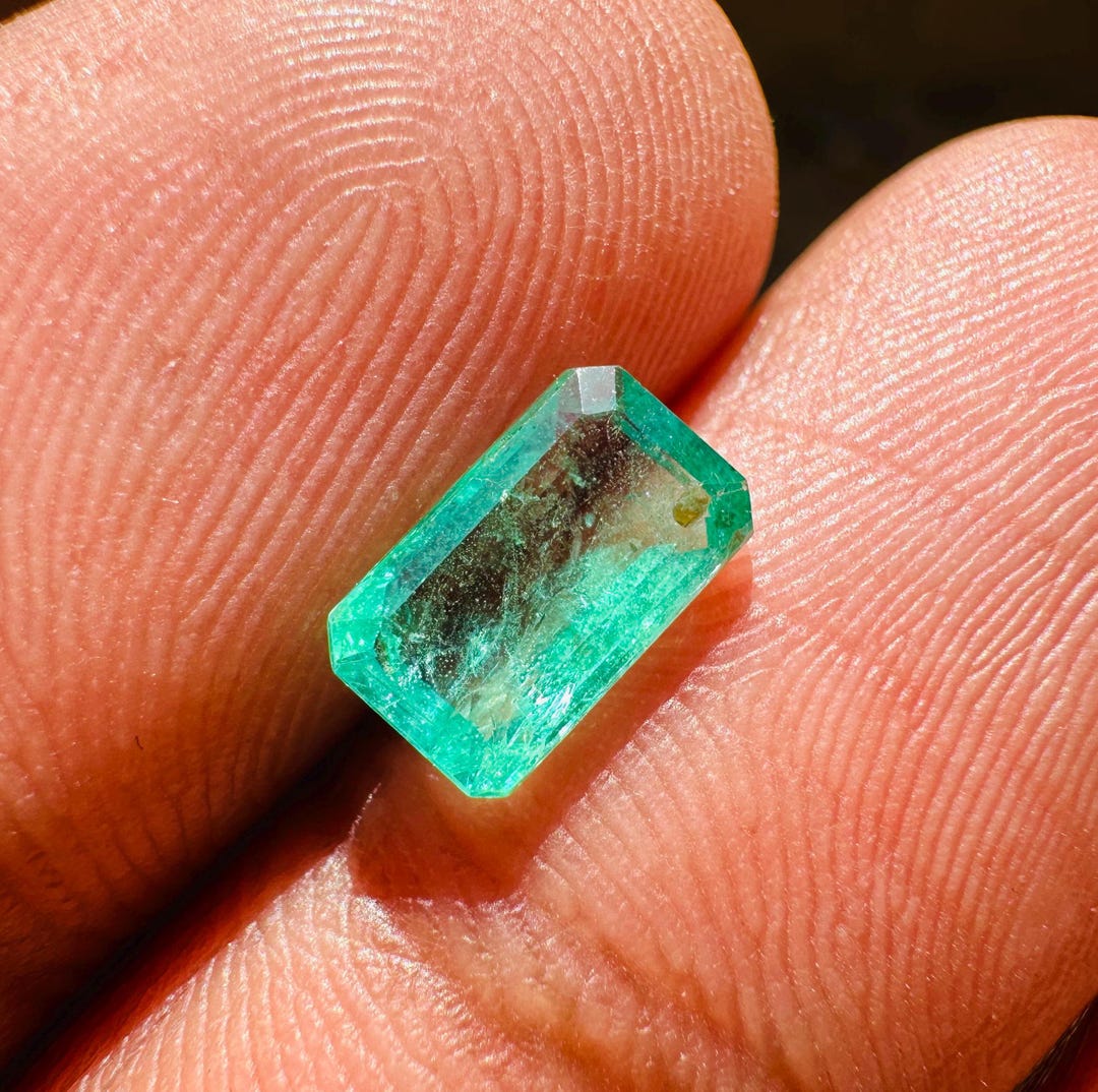 Colombian.! Emerald Faceted - High Quality Colombian Emerald Stone ...
