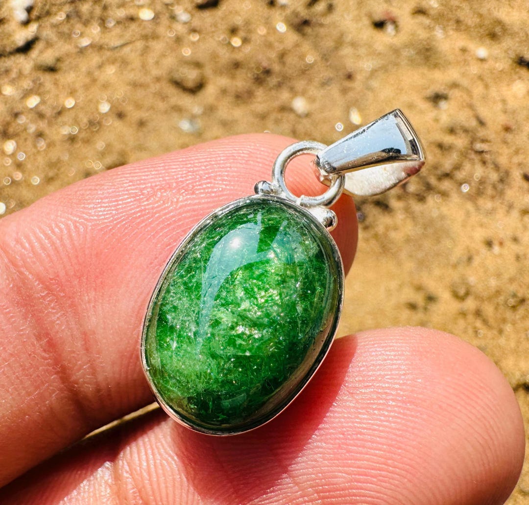 Tsavorite.! Natural Tsavorite Garnet Pendant - Gift Jewelry - Tsavorite ...