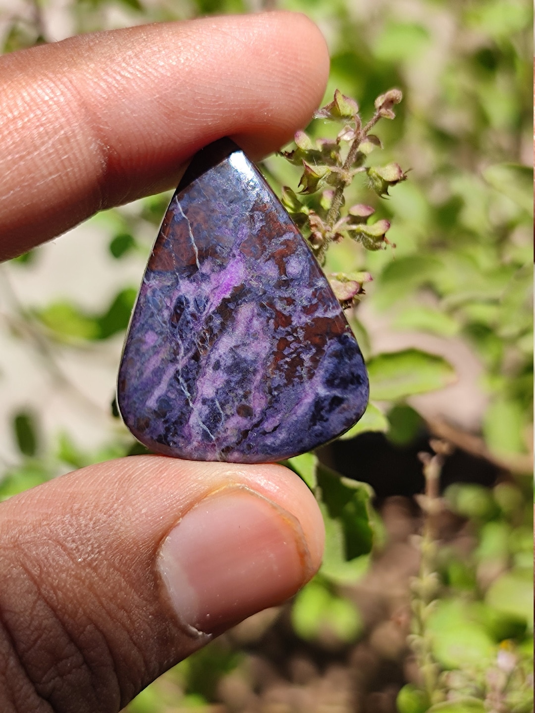 RARE SUGILITE CRYSTAL - Natural Gel Sugilite Smooth Cabochon, Wholesale ...