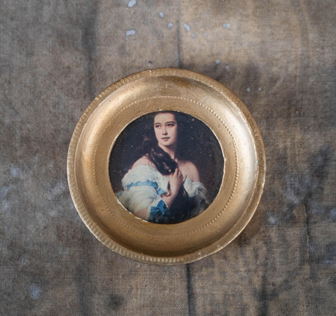 Small Round Picture Frame Vintage Gold Photo Frame - Etsy
