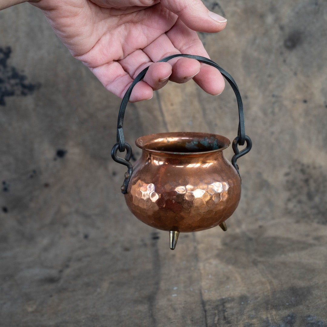 Mini Copper Cauldron Vintage Witch Pot Offering Bowl - Etsy