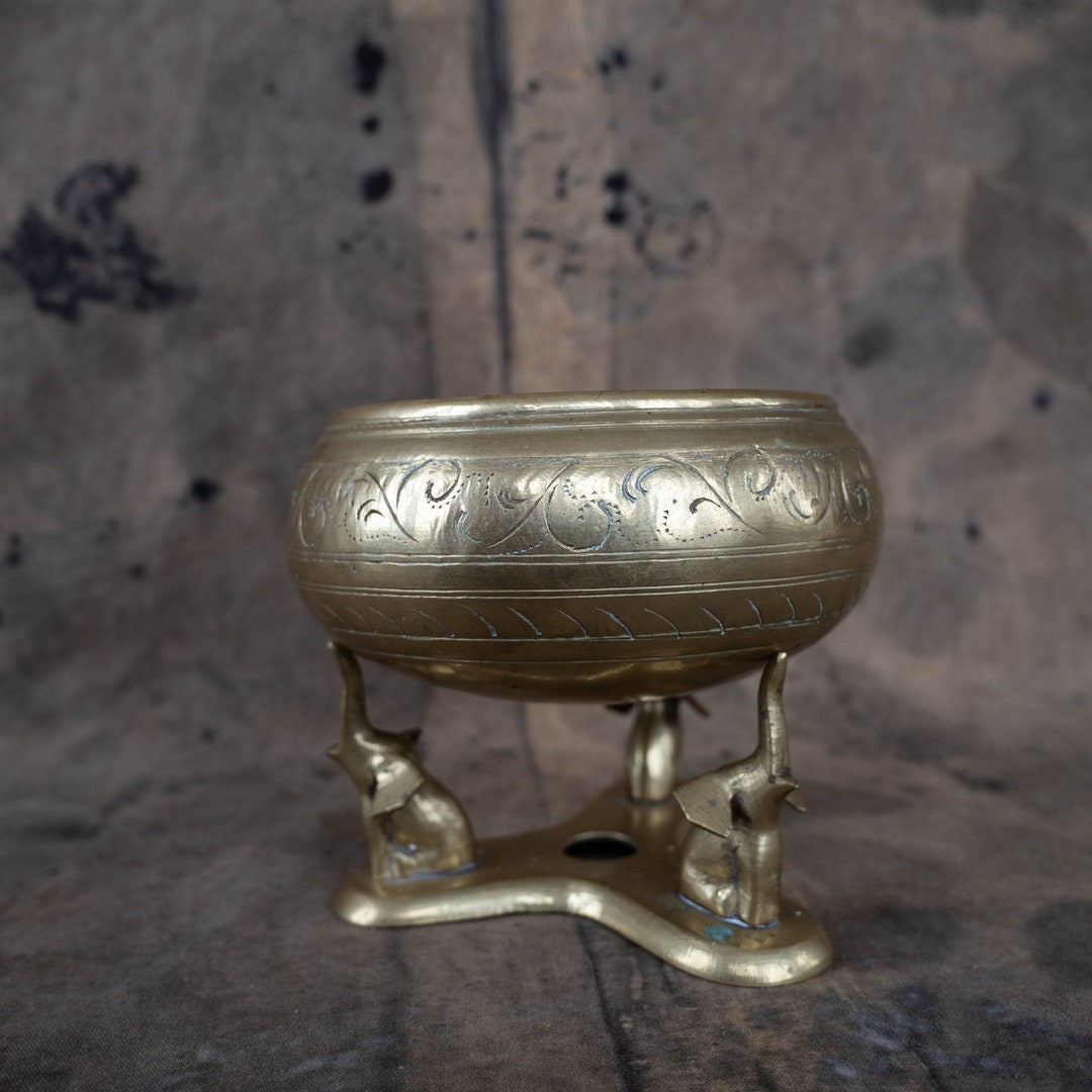 Altar Bowl on an Elephant Stand Sage Smudge Bowl Incense Burner Vintage ...