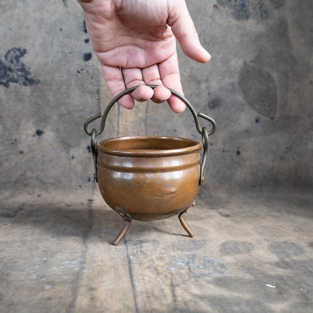 Witch Copper Cauldron Antique Spell Pot Wiccan Offering Bowl Witchcraft ...