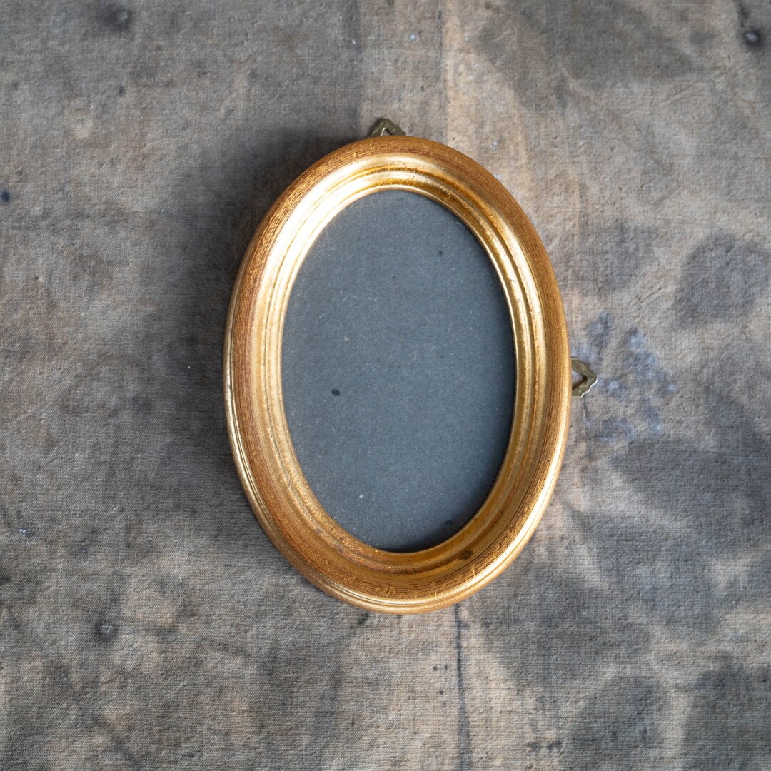 Gold Oval Frame Vintage Gilded Photo Frame Oval Wood Decor - Etsy