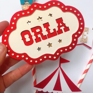 Circus Themed, Personalised Topper Set. - Etsy