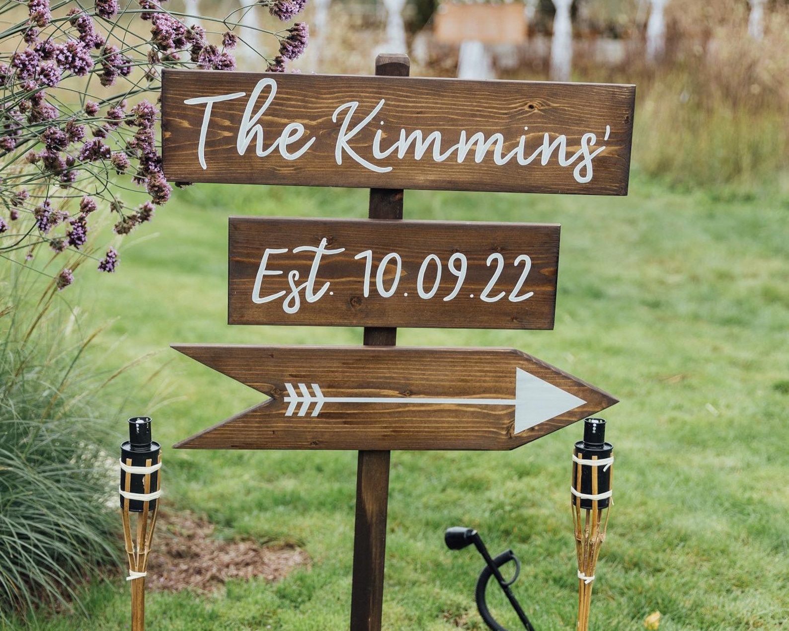 Large Rustic Wedding Directional Sign Wedding Arrow Sign - Etsy