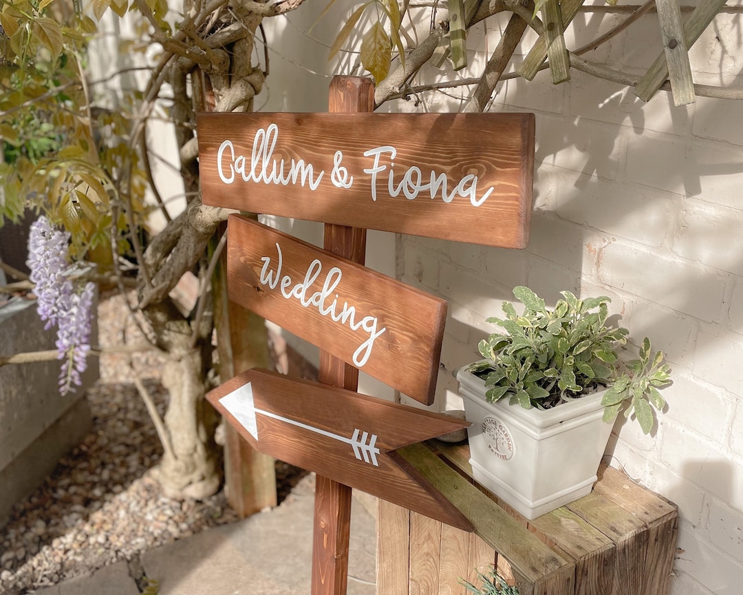 Large Rustic Wedding Directional Sign, Wedding Arrow Sign, Personalised ...