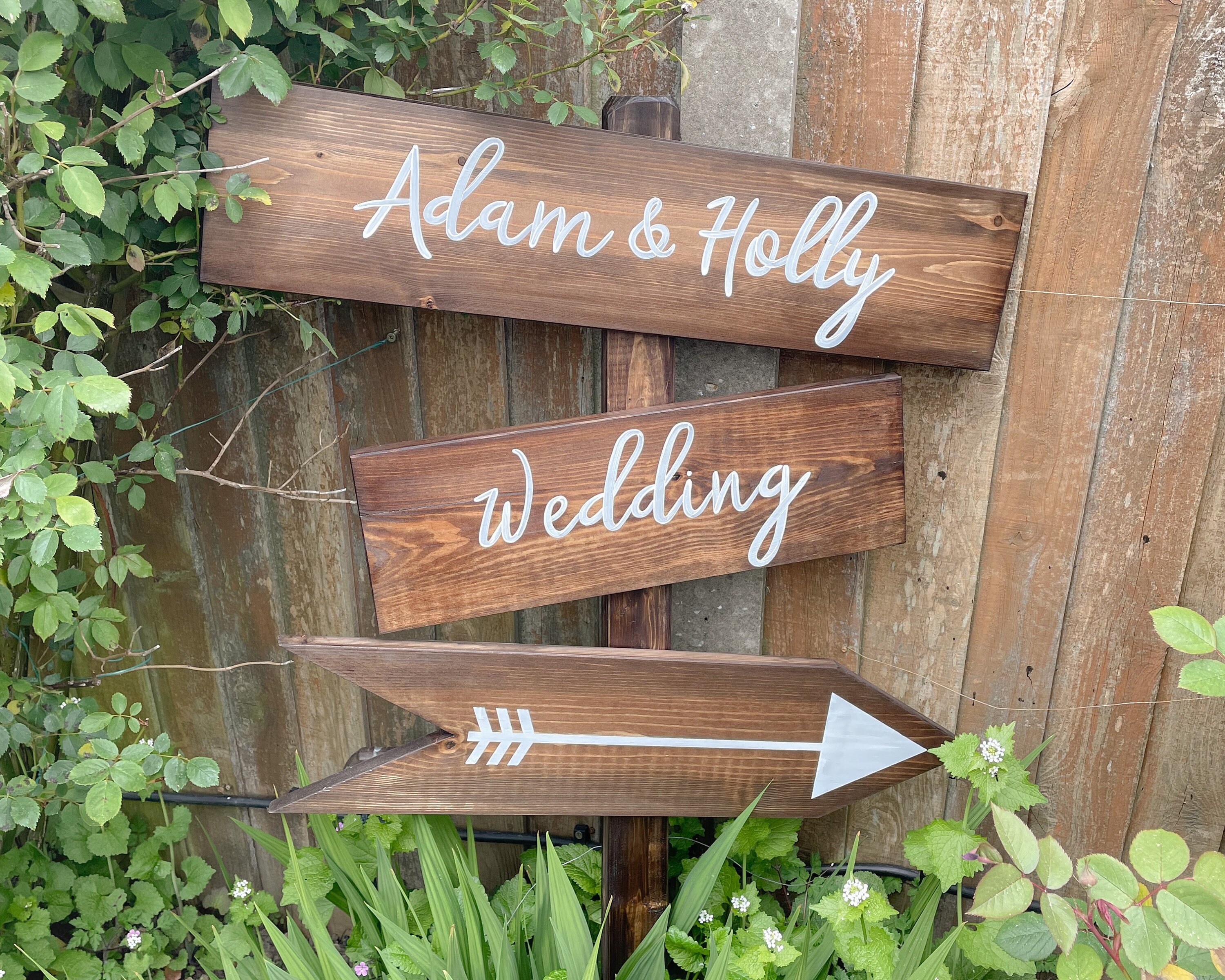 Large Rustic Wedding Directional Sign Wedding Arrow Sign - Etsy UK