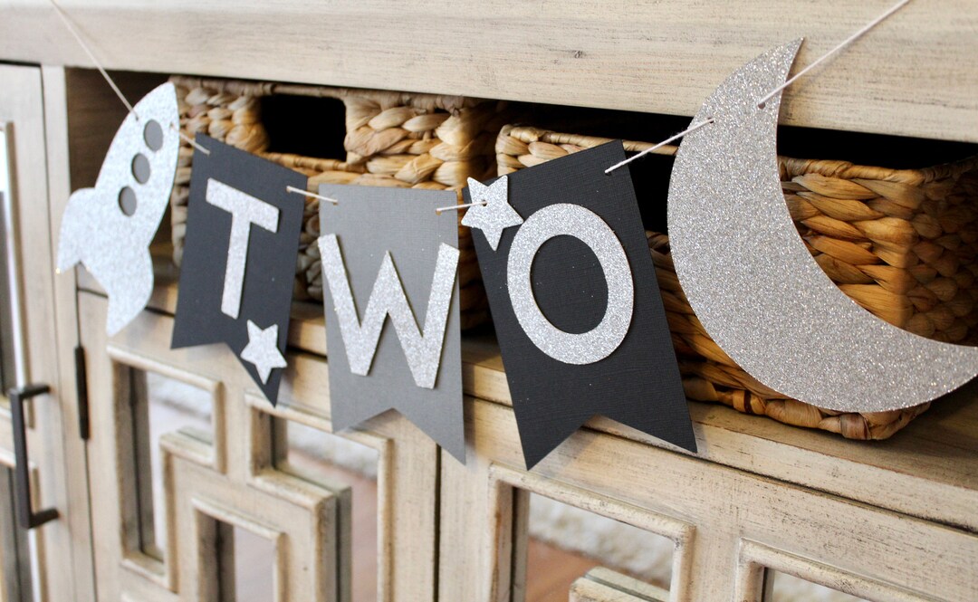 Two the Moon Birthday Decorations, Space Birthday Party Decorations ...