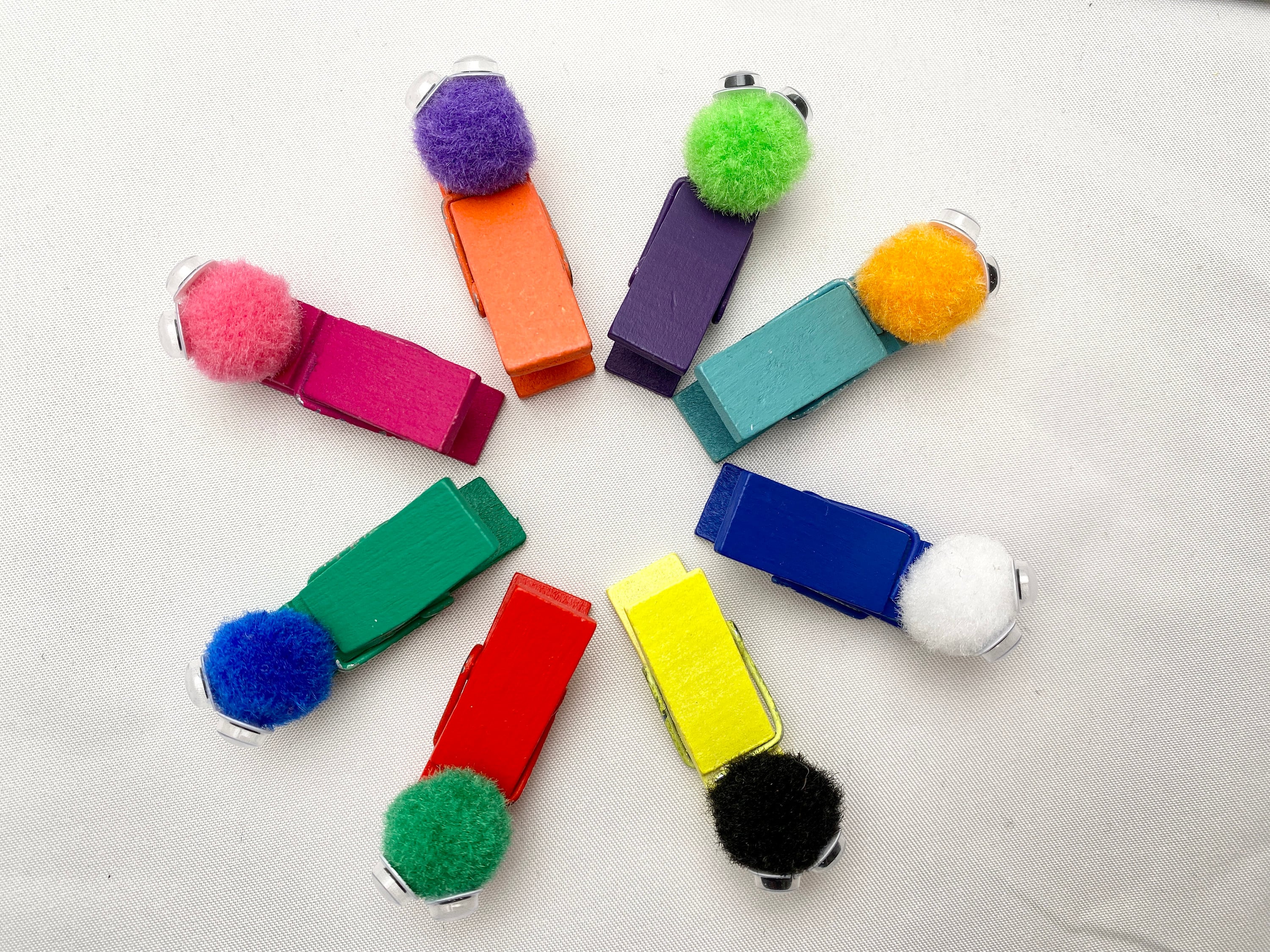 Read-to-me Buddy, Write-for-me Silent Partner, Desk Companion, Quiet ...