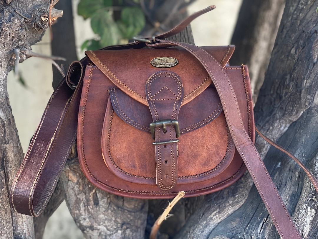 Handmade Leather Crossbody Bag: Multi-pocket Travel Purse - Etsy