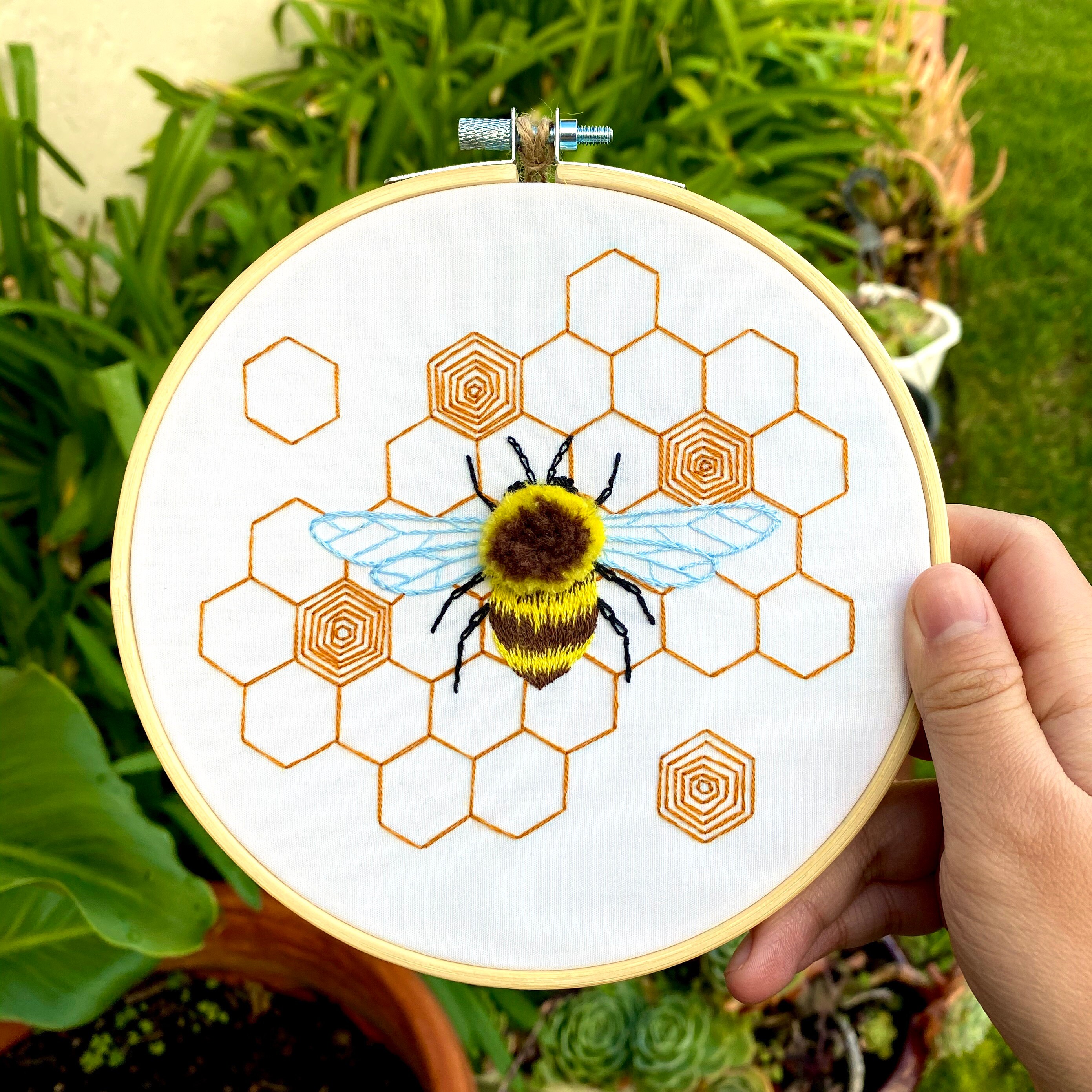 Fuzzy Bumblebee Embroidery PDF Pattern Download Bee | Etsy