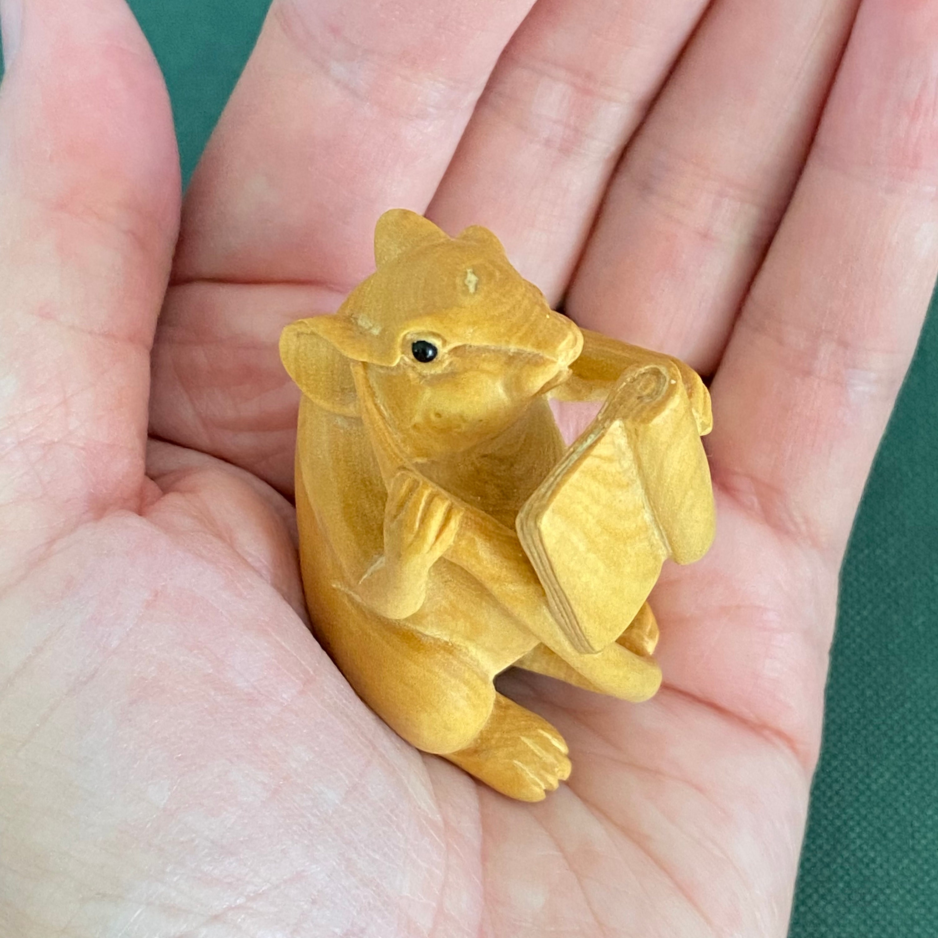 Vintage Netsuke Mouse. Vintage Light Coloured Wood Small - Etsy