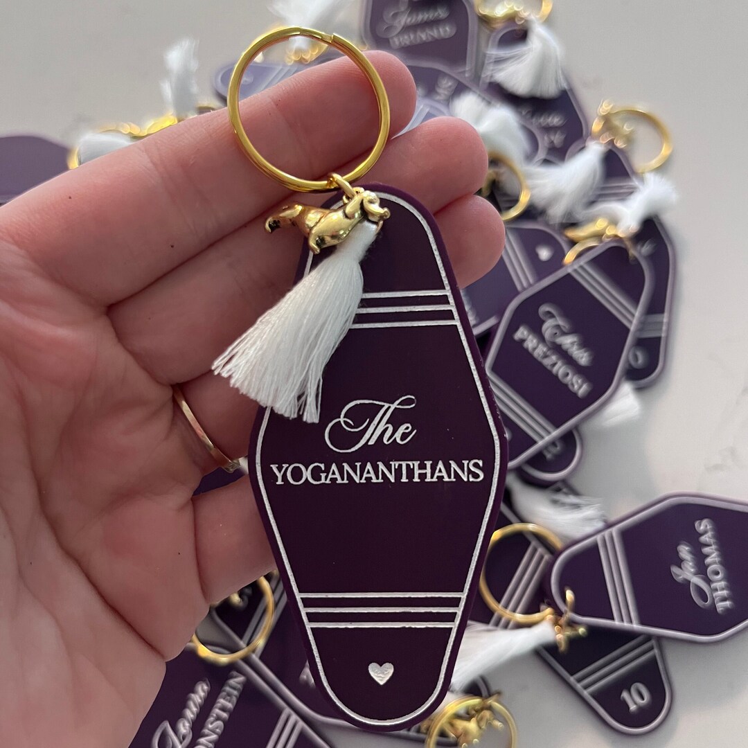 Custom Name Keychains Order | Vintage Motel Style Keychain | Keychain ...