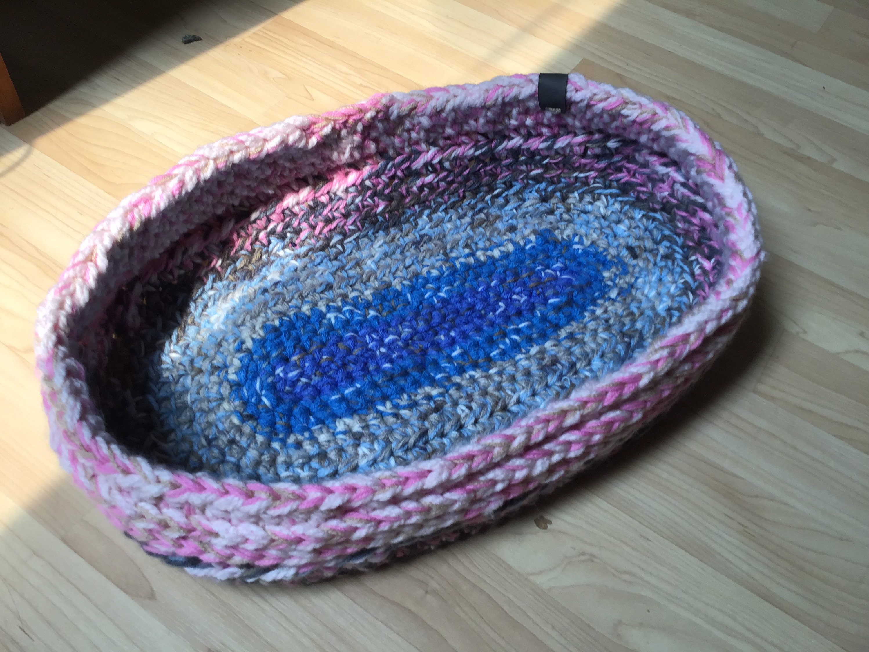 Appleton Kitten Basket - Etsy