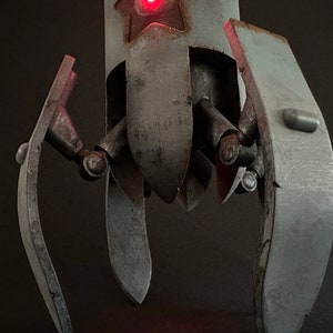 Fallout Liberator | Real Size Replica - Etsy