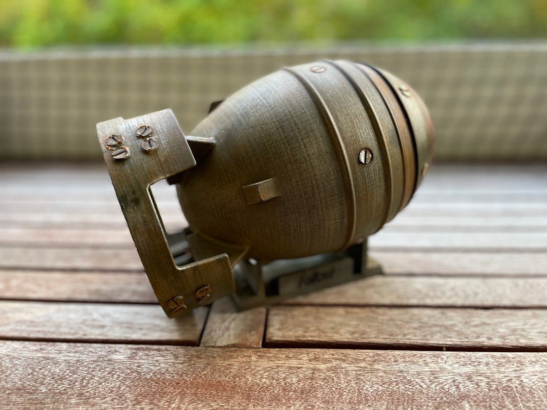 Fallout Mini Nuke Rusty Mini Atomic Bomb Fatboy Real Size Replica - Etsy