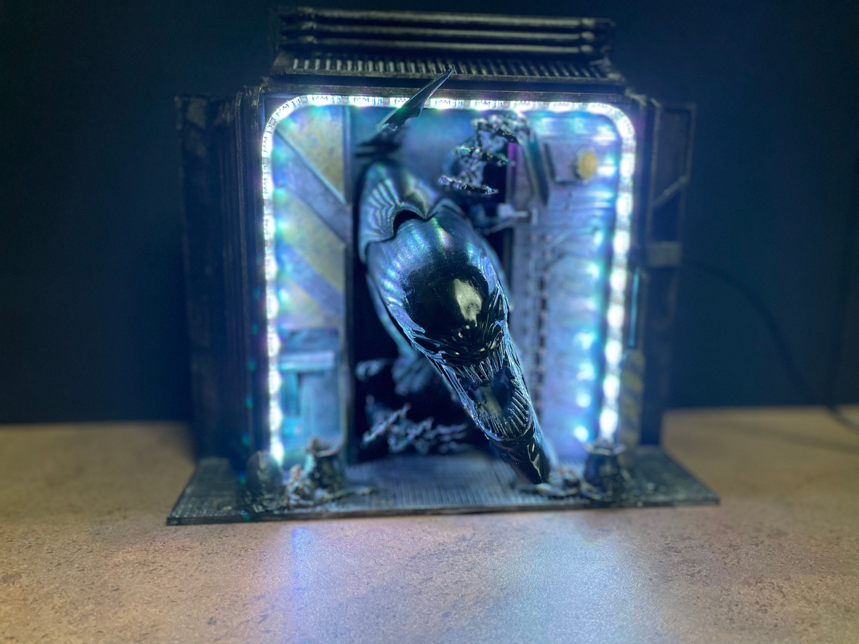 Alien Queen Xenomorph Display Stand / Wall Display Diorama - Etsy UK