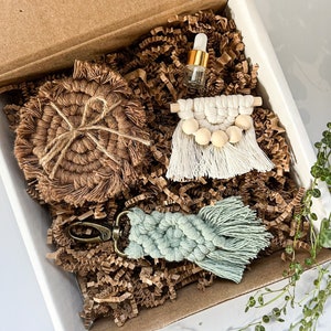 Keychain Gift - 60+ Gift Ideas for 2024