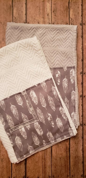 Set of 2 Hanging Kitchen Towels, Pull Through Kitchen Towels, Hanging ...