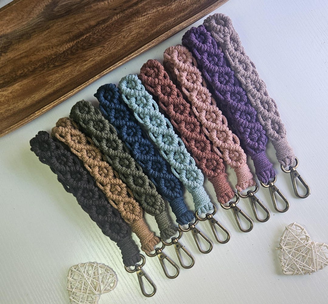 Macrame Diamond Wristlet, Macrame Keychain, Teacher Gifts, Boho ...