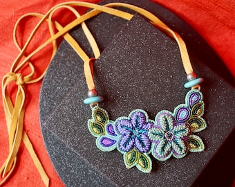 Beaded Necklaces - Etsy Canada