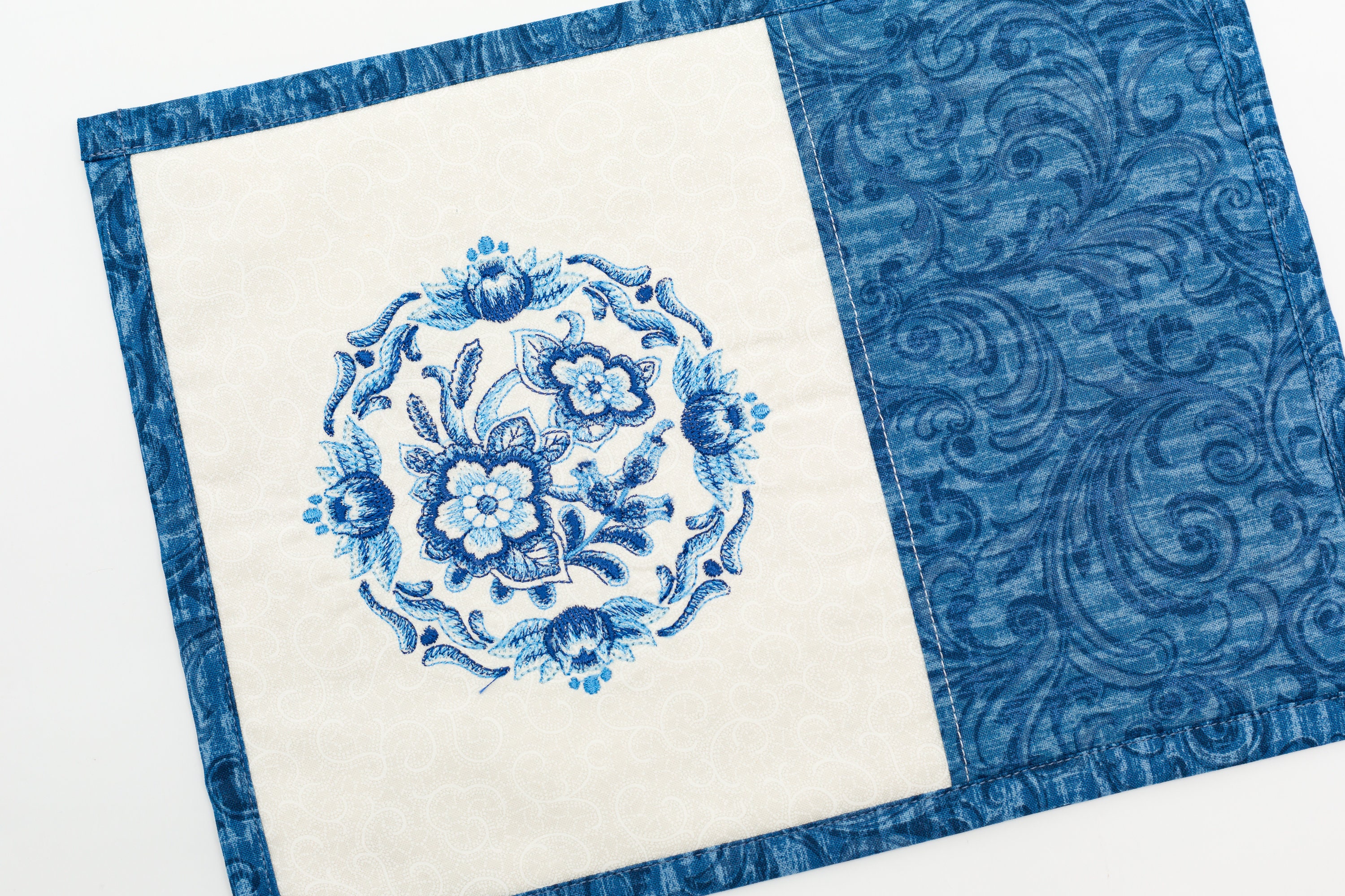 Blue Delft Floral Medallions Vintage Inspired Embroidered Mug Rug ...