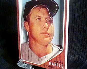 Gorgeous 3D baseball card of the immortal New York Yankees Hall of Fame ...