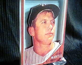 Gorgeous 3D baseball card of the immortal New York Yankees Hall of Fame ...