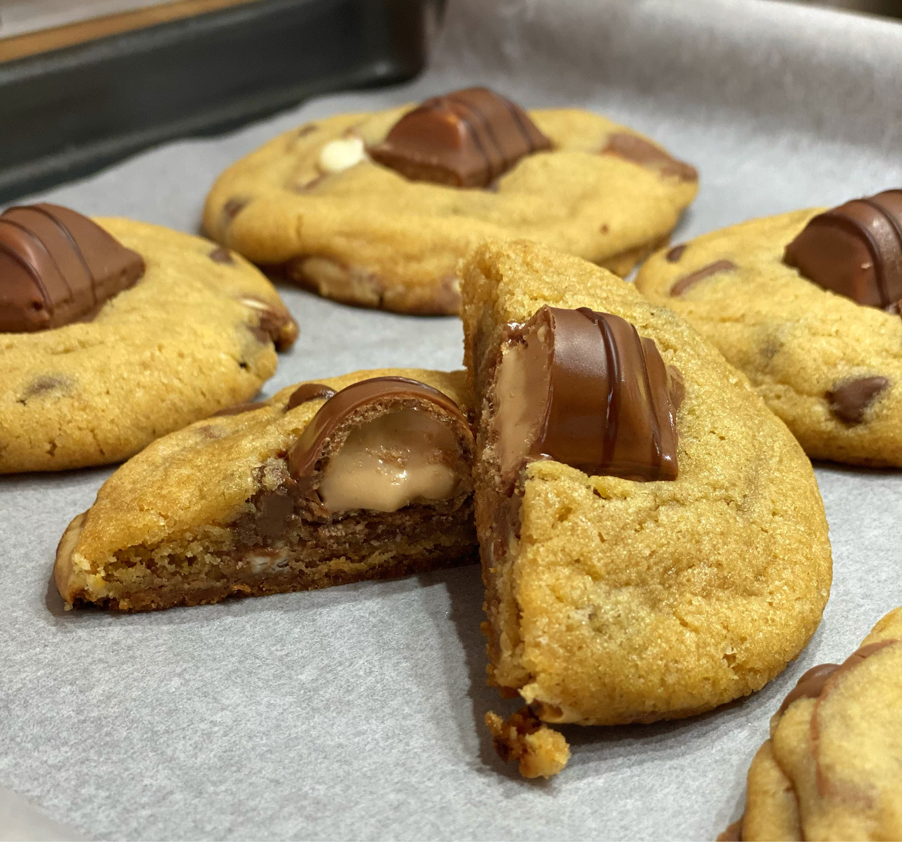 Kinder Bueno Cookies - Etsy