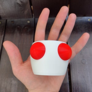 White Pikmin Planter Pot - Etsy