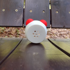 White Pikmin Planter Pot - Etsy