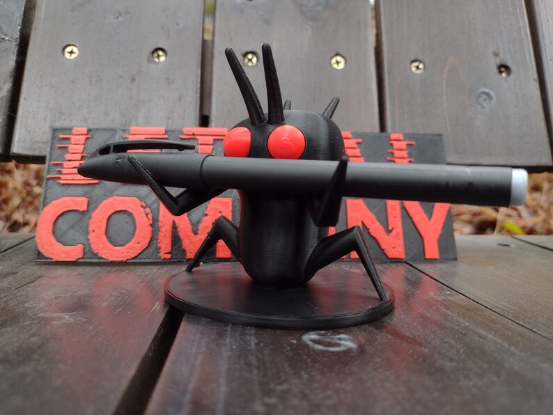 Lethal Company Hoarding Bug Pen Holder Figure Desk Decoration - Etsy