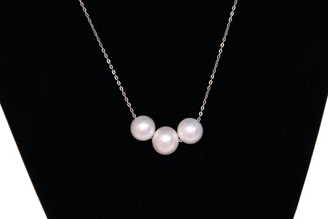 Mandy Pearl Pendant Necklace | Etsy