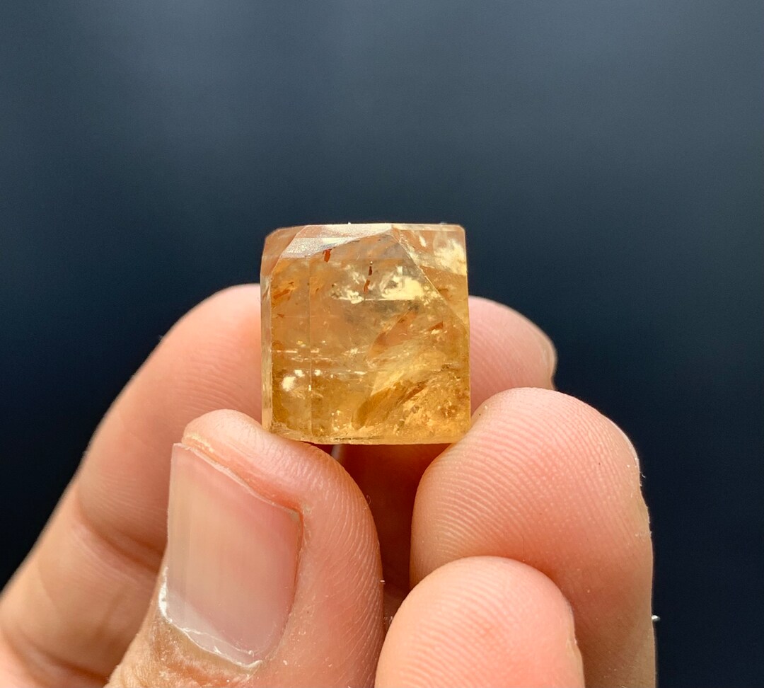 Rich Honey Colour Topaz Crystal From Skardu Mine , Sherry Topaz , Topaz ...