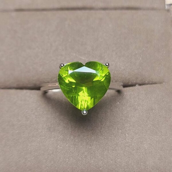 Peridot Jewelry - Etsy