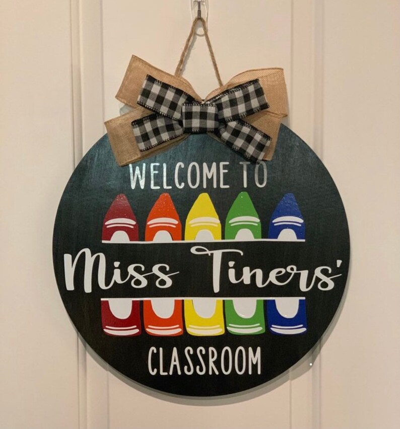 Round Welcome Signs Front Door Sign Housewarming Gift | Etsy