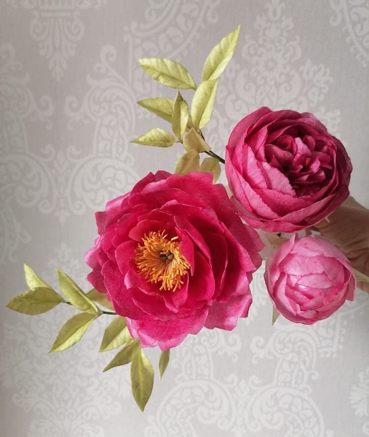 Wafer paper flower Peony in burgundy color for cake | Etsy