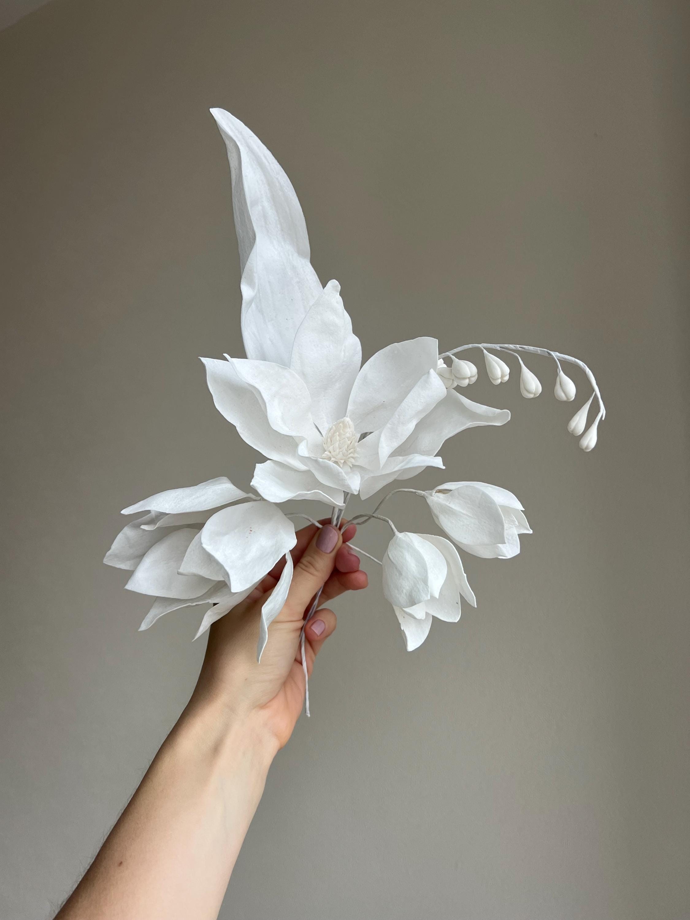 White Gum Paste Cake Buds: Edible Wedding Cake Topper, Set of 3 - Etsy