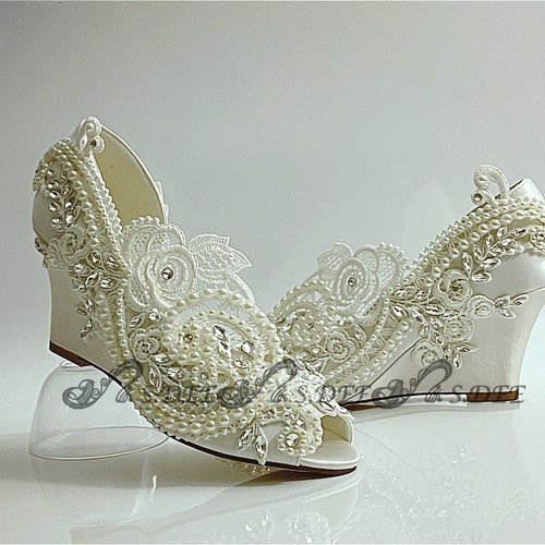 White Lace Pearls Shoes Wedding Leather Shoes Bridal Pumps - Etsy