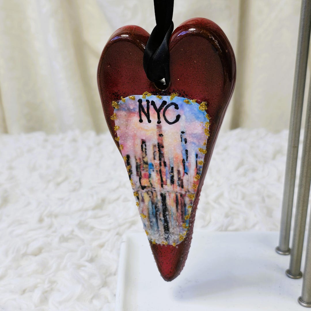 Hand Made Ceramic NYC Heart Art/ornament/ Iconic NYC Skyline in ...