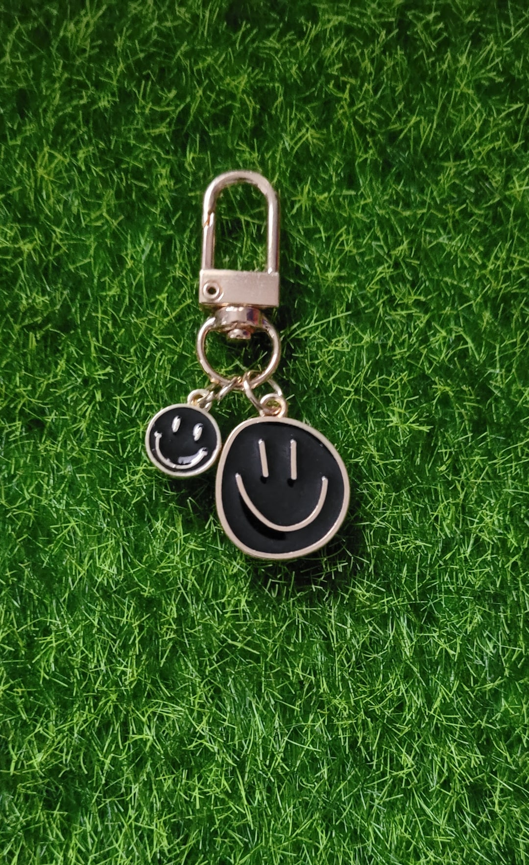 Smiley Face Keychain/ Happy Face Keychain/smiley Face - Etsy