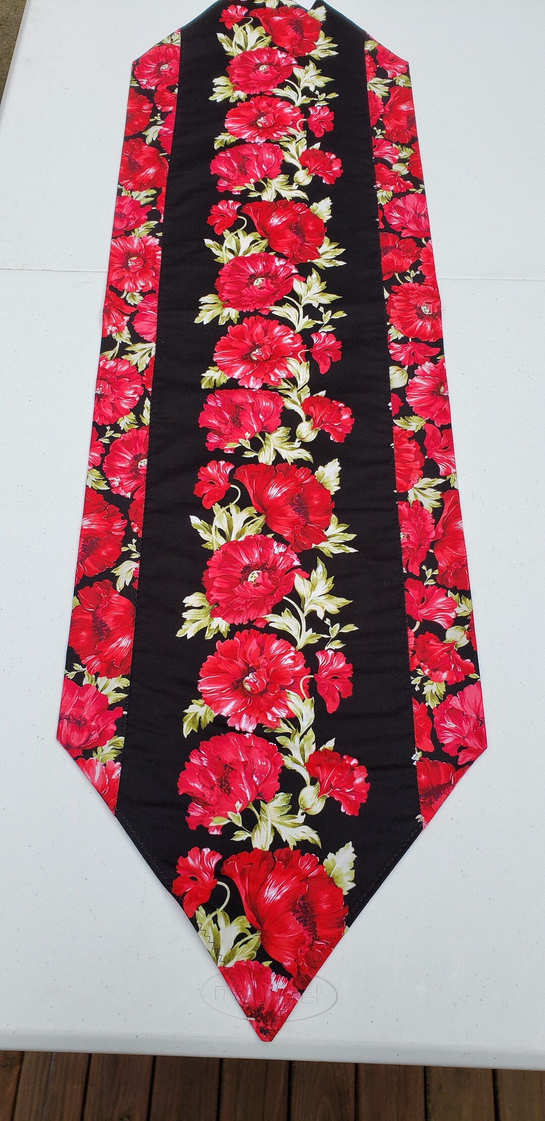 Red Poppy Table Runners, Floral Decor, Kitchen Table Runner, Buffet ...