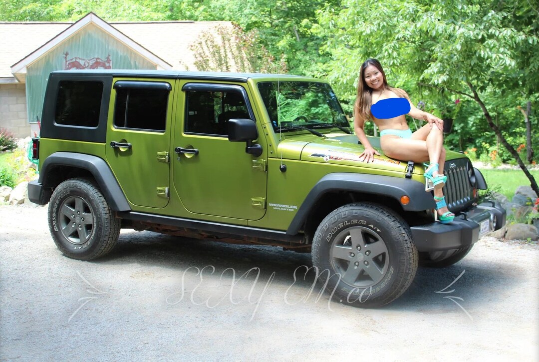 Jeep Pinup Poster - Etsy