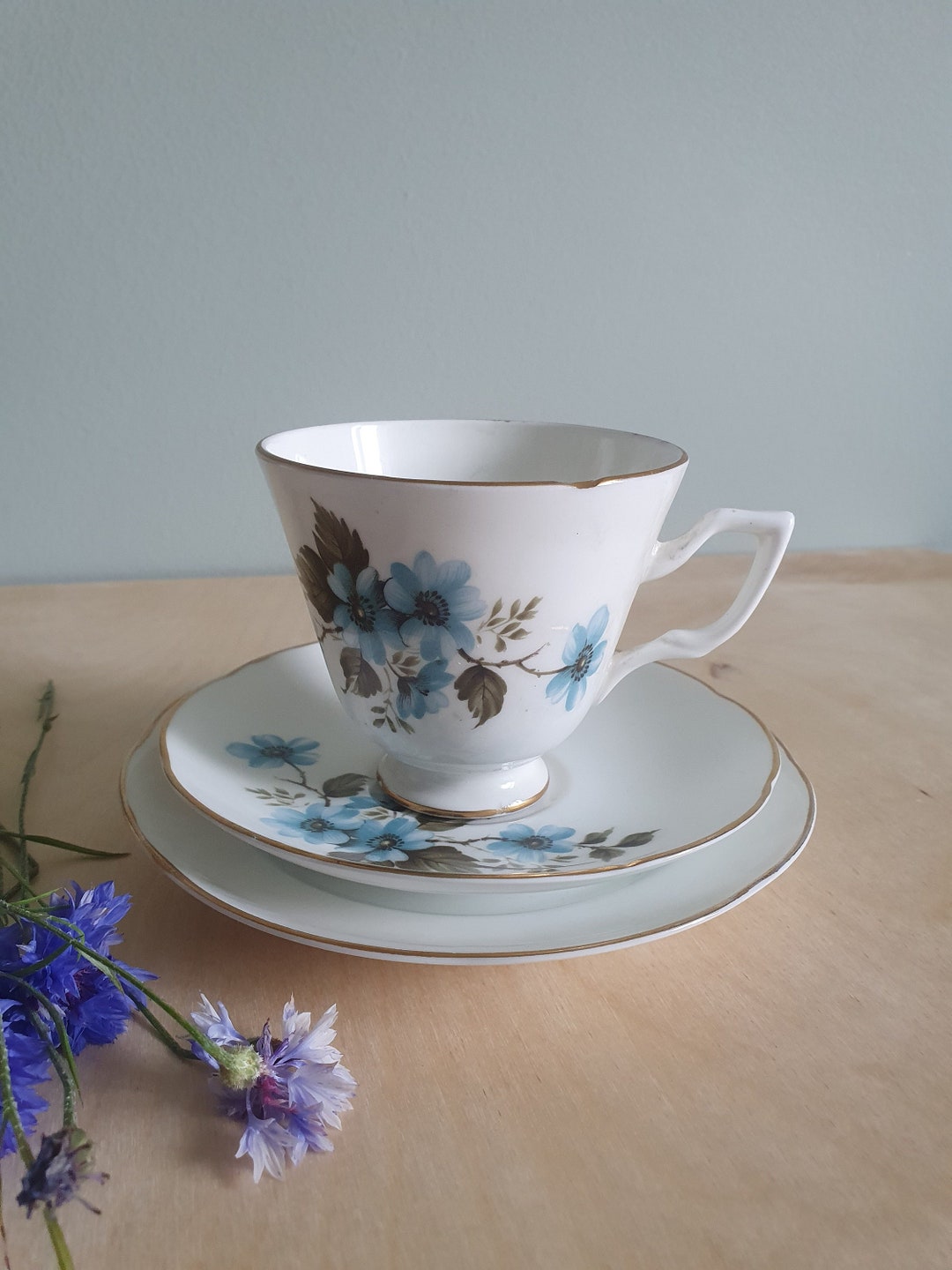 Vintage Royal Stuart Fine Bone China Trio With Blue Flowers - Etsy Vintage Royal Stuart Fine Bone China Trio With Blue Flowers - Etsy