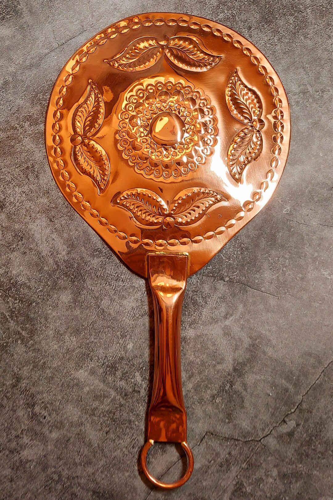 Oya Fan Copper Crown Orisha Fan Oba, Yewa - Abebe Abanico Olla Yanza ...